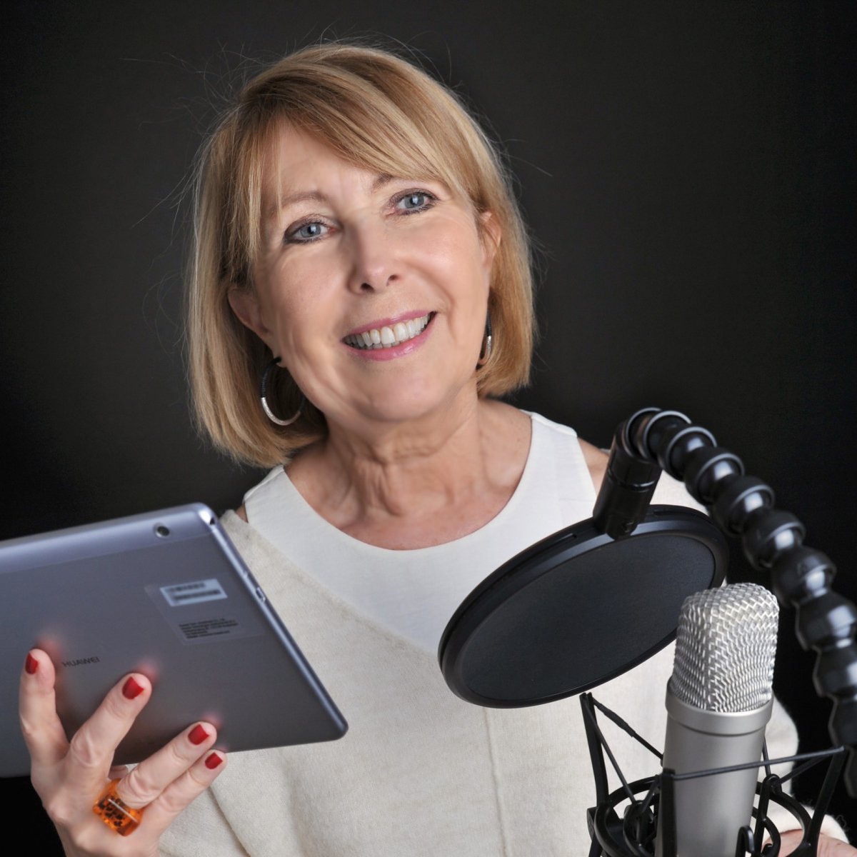 Cathy - Engelse (Brits) voice-over - VoiceProductions